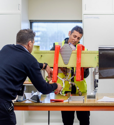 Advanced Composites - AEROBOND